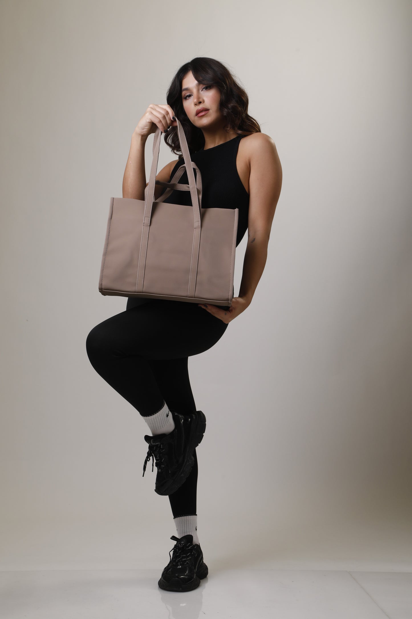 Leyla Bag - Dark Beige – Dione Beirut